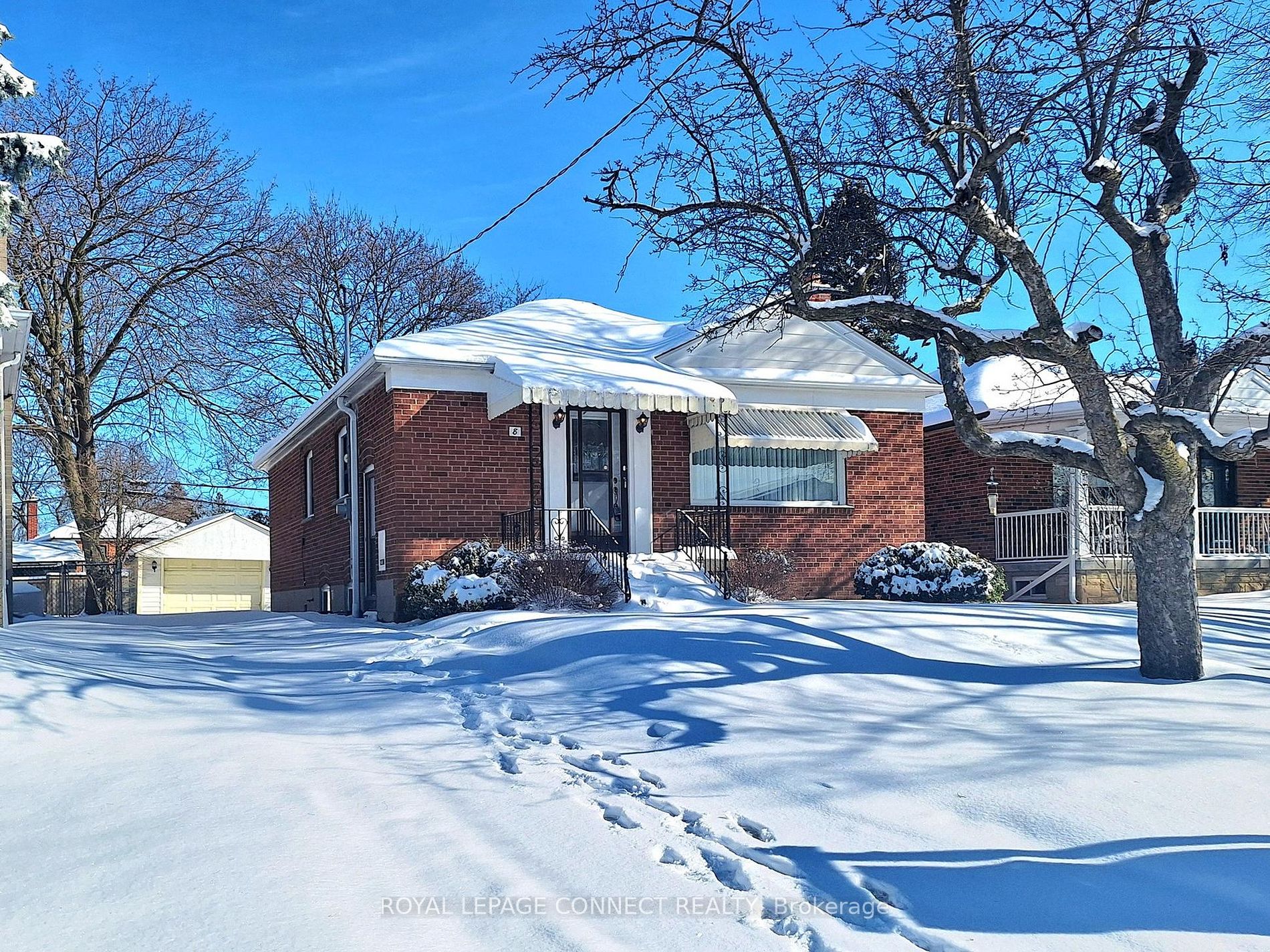 52 Mallow Rd, Toronto, ON M3B 1G3 | MLS# C8149076