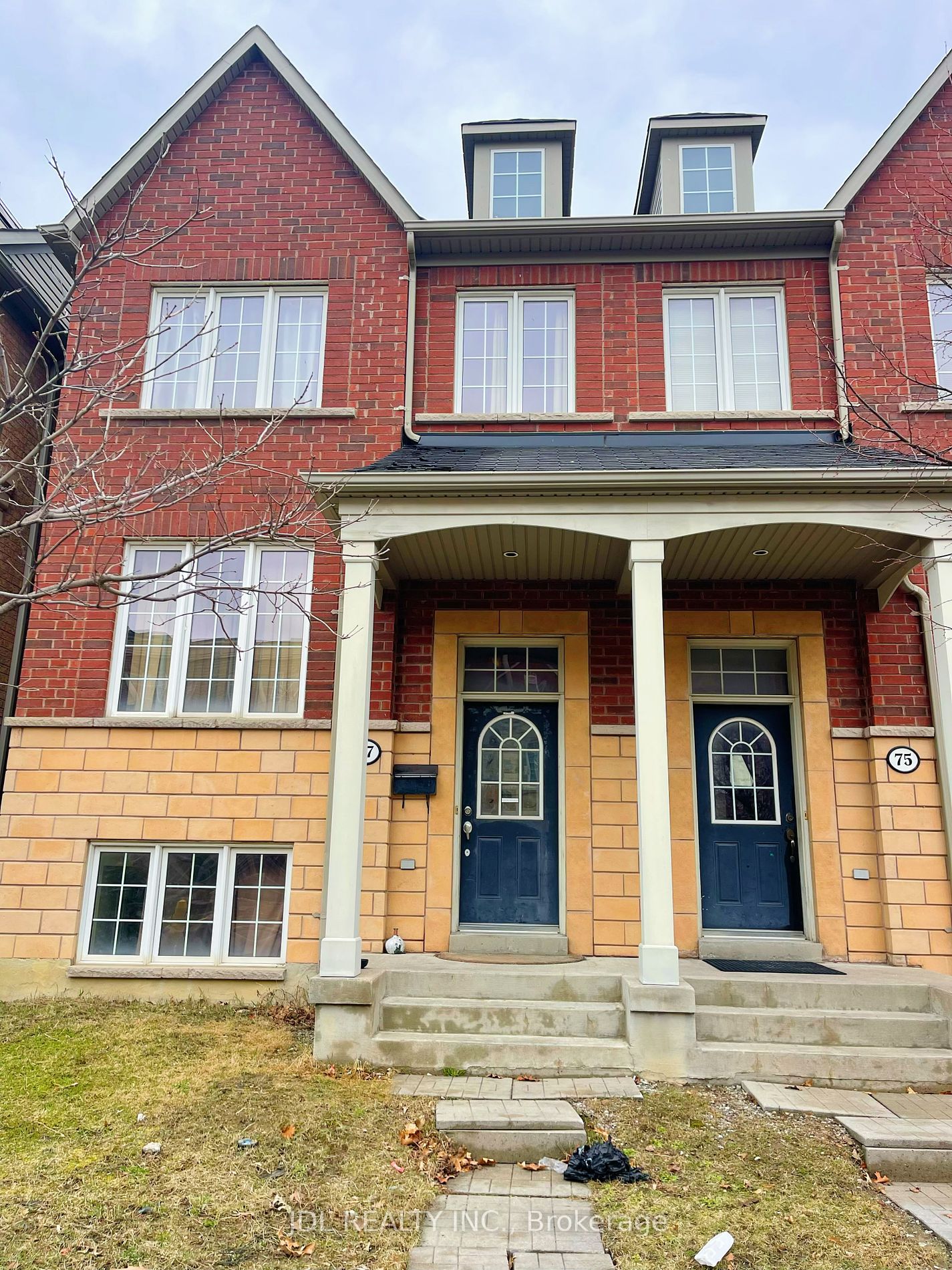 36 Lisgar St, Toronto, ON M6J 3G2 | MLS# C8141196